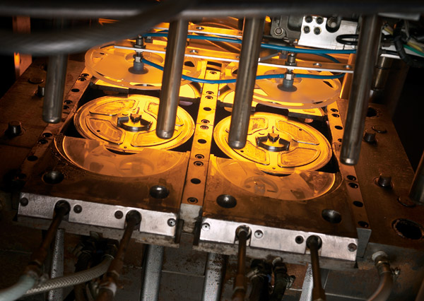 Plastic Injection Molding Services – Plastic Injection Molding, Insert ...